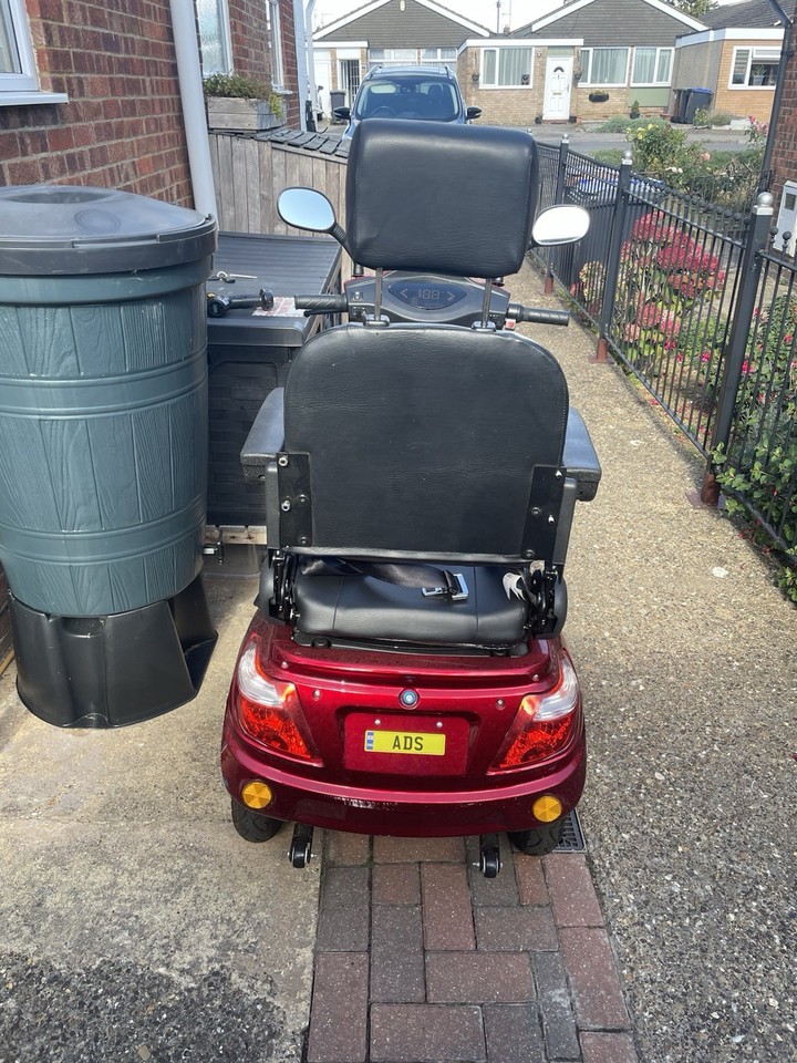 ZT500 Electric Mobility Scooter Three-Wheeled, Red, 1000w with LED ...