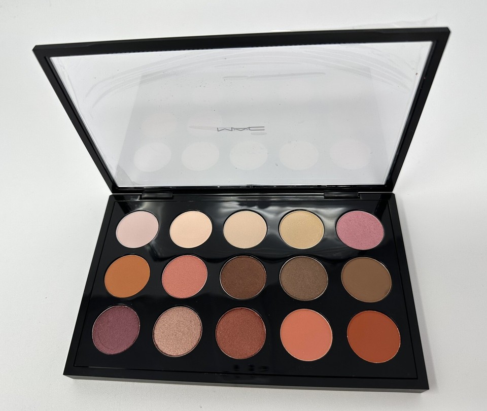 MAC Pro Palette Large/Eye Shadow Palette with 15 Colors | eBay