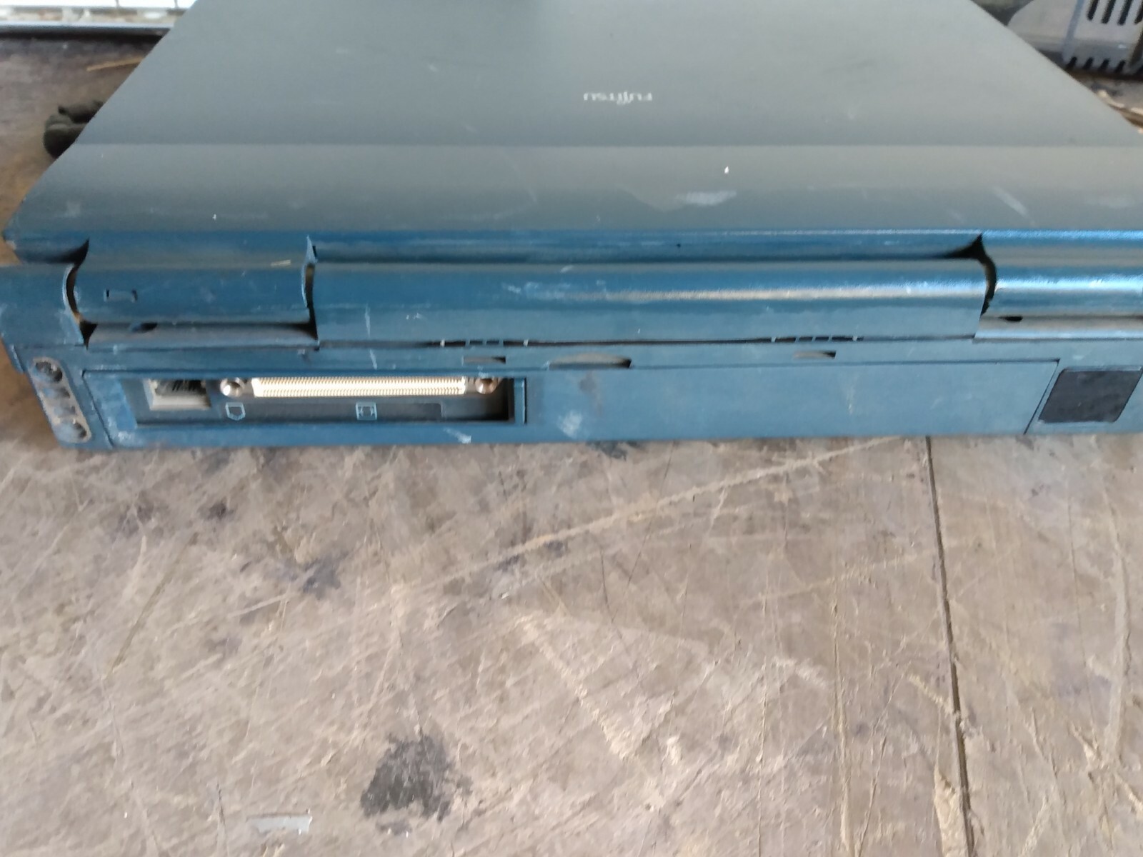 VINTAGE FUJITSU LIFEBOOK 765DX INTEL PENTIUM MMX LAPTOP COMPUTER | eBay