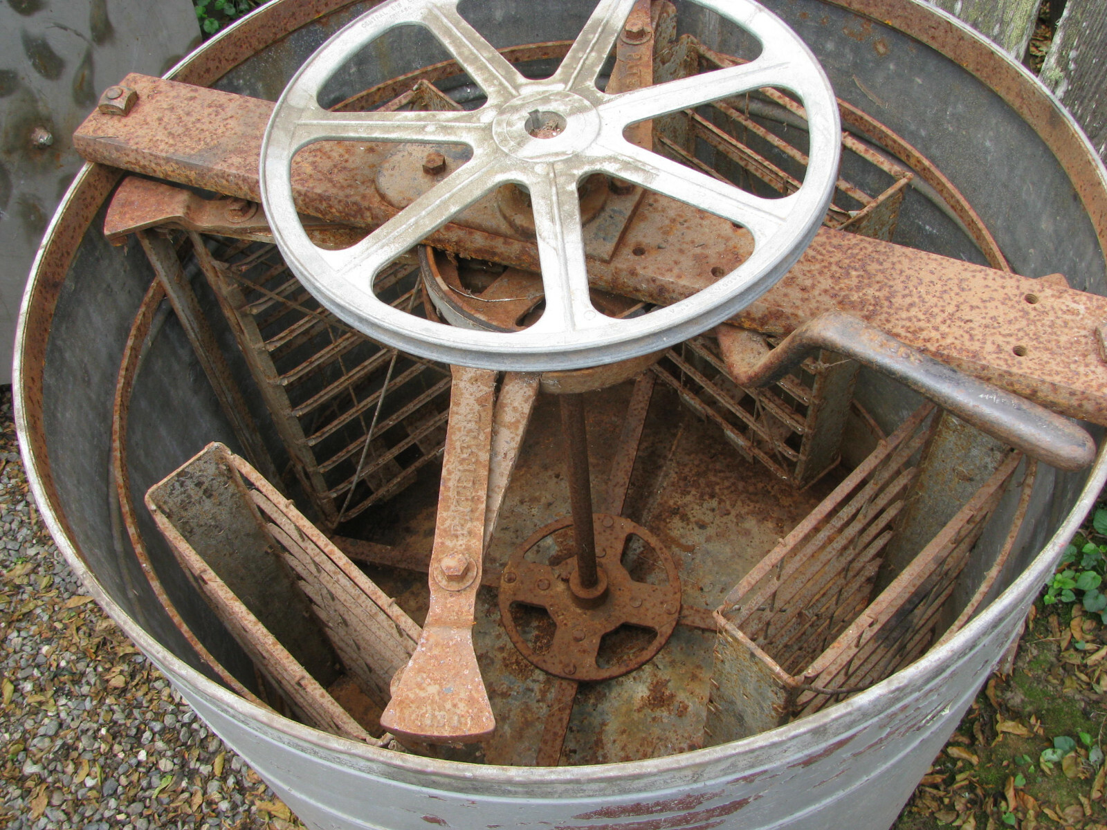 Antique COWANS RAPID REVERSIBLE HONEY EXTRACTOR Four Deep Frames A.I ...