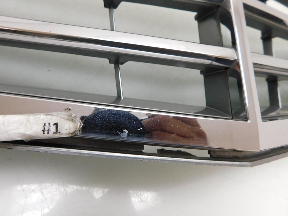 MERCEDES C CLASS GRILLE SEDAN 204-880-14-83-7246 OEM 2008 - 2011 2012 ...