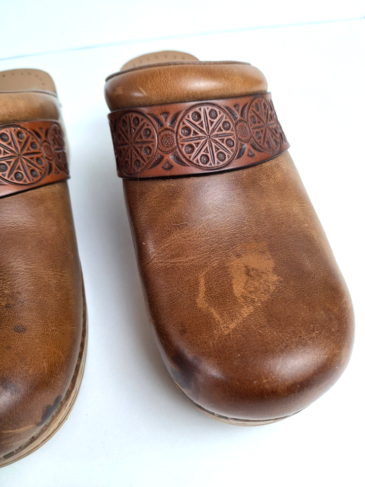 Dansko Saundra Tan Waxy Burnished Leather Embossed Clogs Mules Womens ...