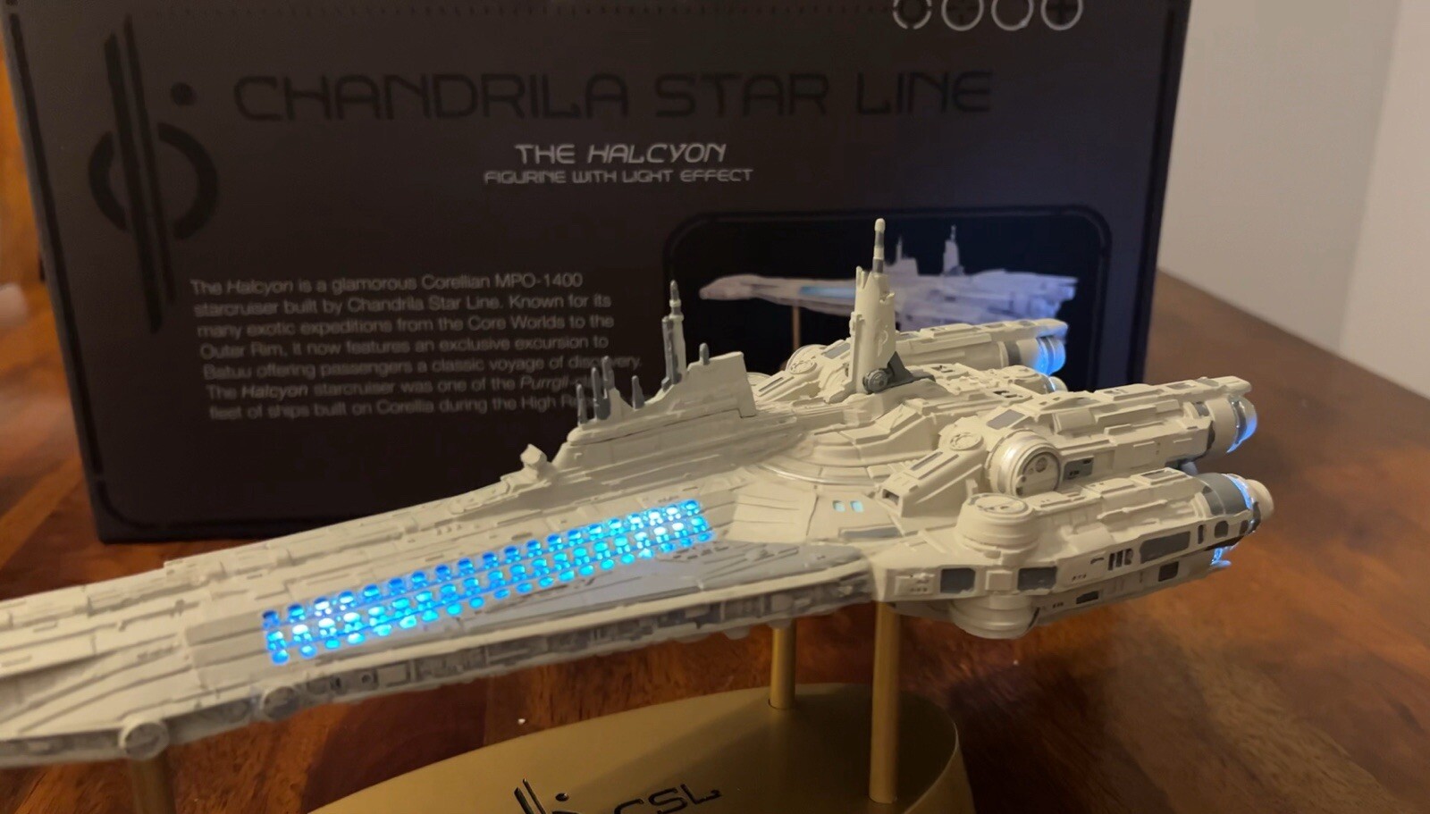 Star Wars Galactic Starcruiser Halcyon Model 15" Chandrila Star Line ...