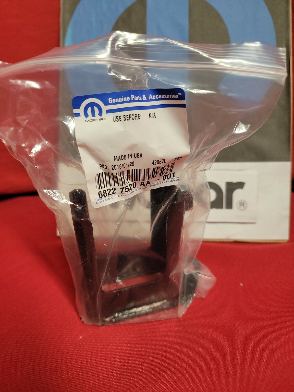 NOS MOPAR 14-18 CHEROKEE Radiator Core Support Bracket 68227520AA | eBay