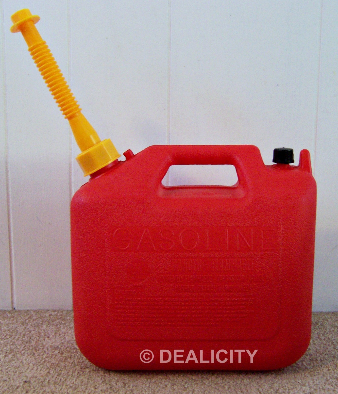Wedco 2.5 Gallon Red Plastic Vented Gas Can Pre Ban Refurbished 2 1/2 ...