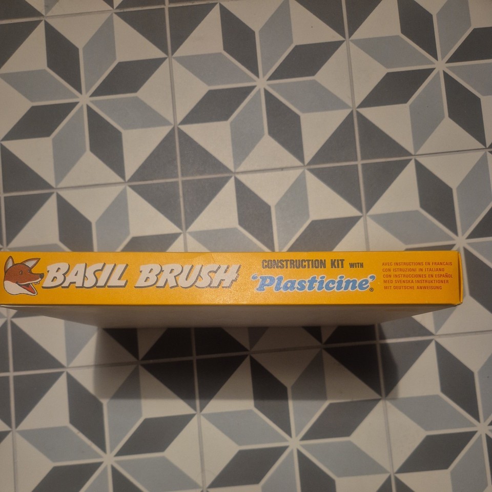 RARE Vintage Basil Brush outfit construction Kit 1970s plasticine ...