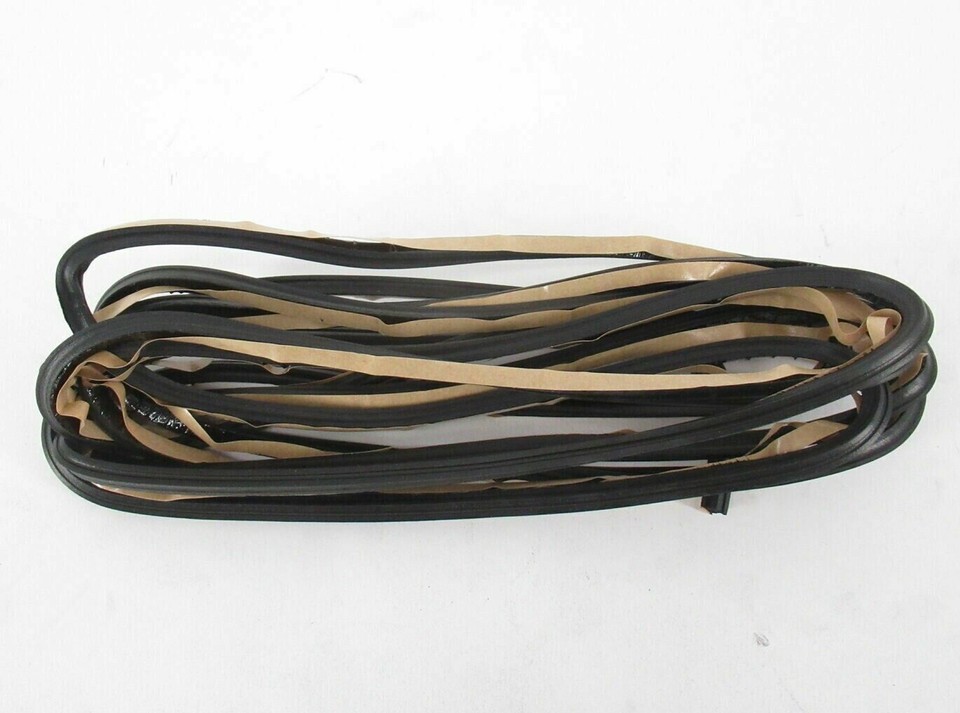 GENUINE TOYOTA SIENNA SEQUOIA CAMRY TUNDRA WINDSHIELD DAM RUBBER OEM ...