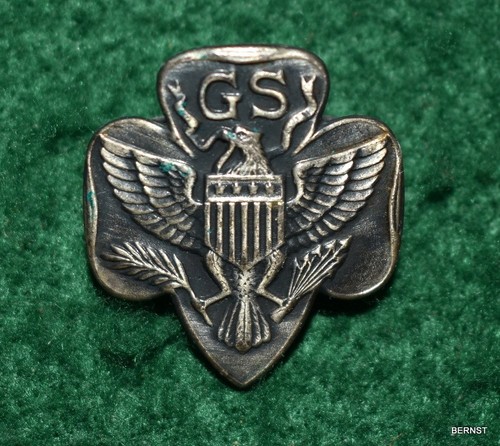 VINTAGE GIRL SCOUT UNIFORM NECKERCHIEF SLIDE | eBay