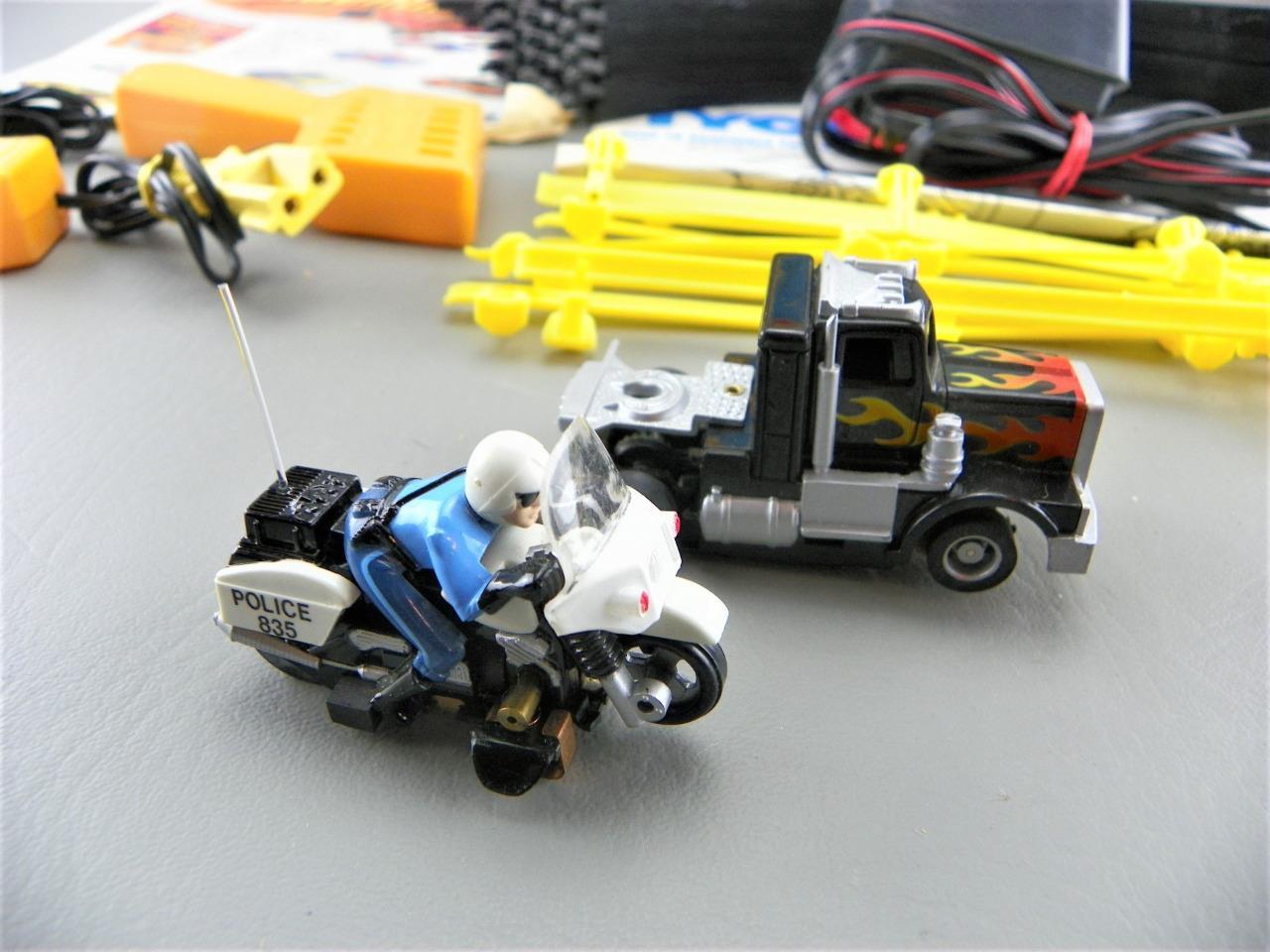 TYCO 1982 HO Scale BIG RIG CHASE Slot Car Semi & Motorcycle Race Set ...