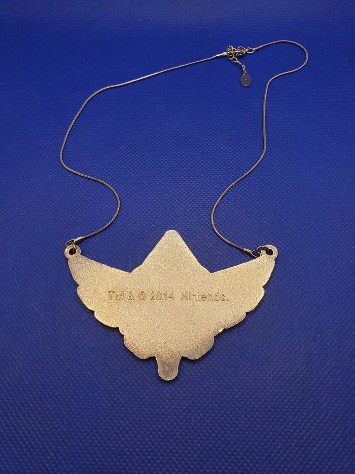 Official Nintendo Legend of Zelda Emblem Blue Necklace Link Master ...