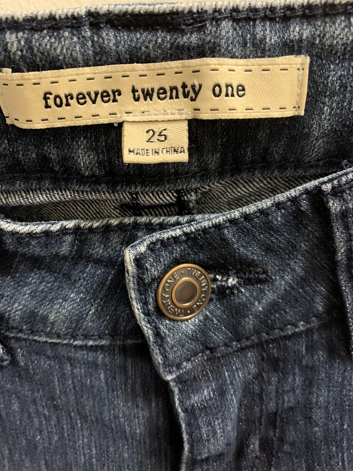 Forever Twenty one Jeans Size 25 Waist 30” Inseam 33” Low Rise Straight ...