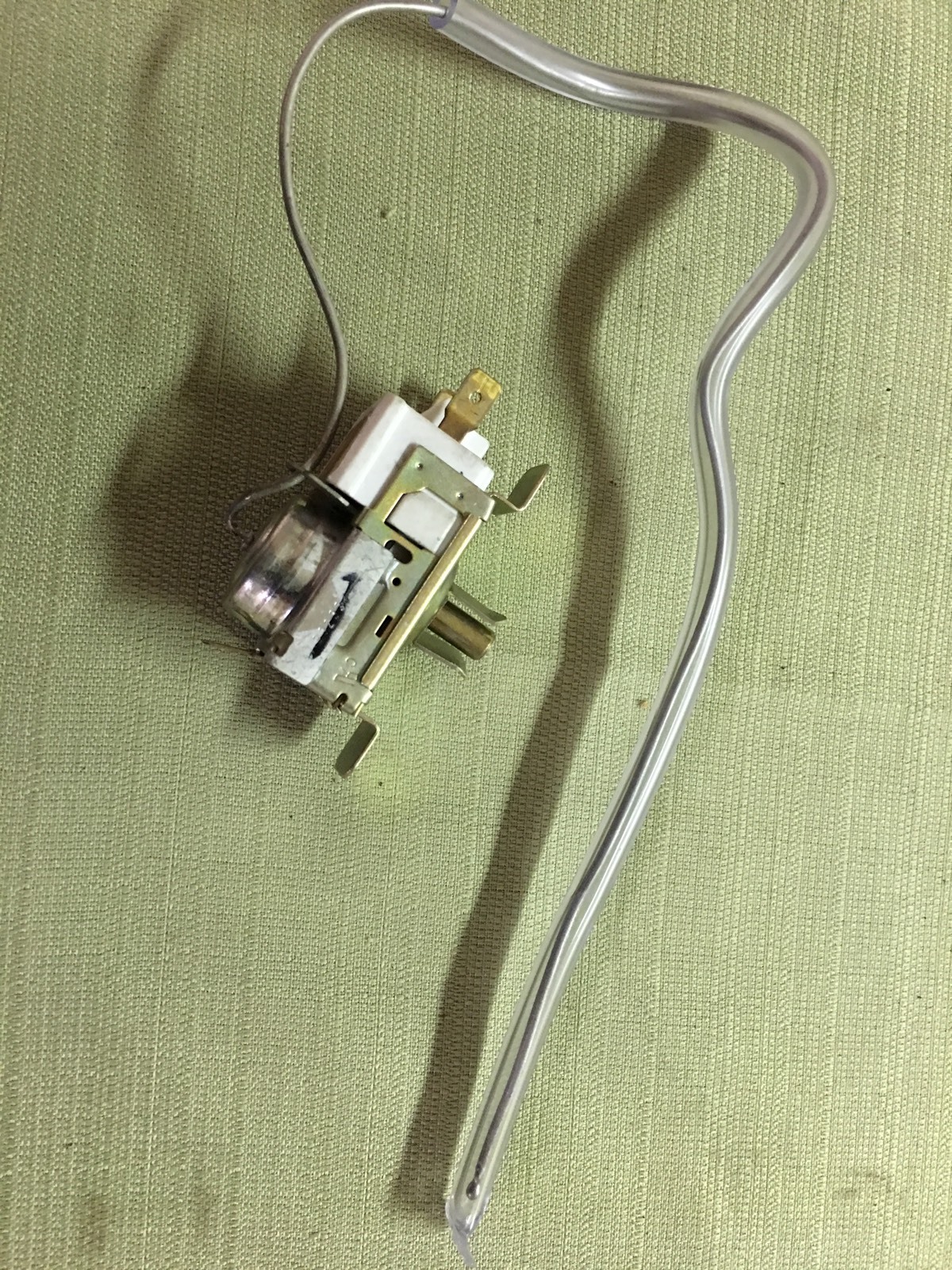 GE REFRIGERATOR THERMOSTAT CONTROL PART WR09X20002 "Good Used Condition ...