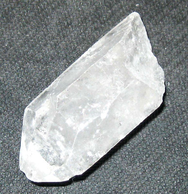 Quartz crystal point spar rock/stone 2.1"x2/3" #19 27T | eBay