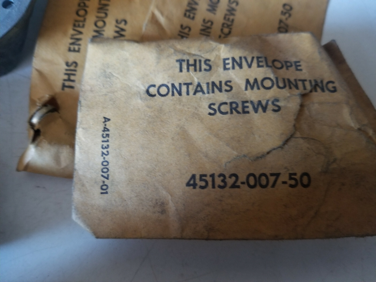 Lot of (3) New Square-D Underfloor Ellipsoid Duct End Plate Insert, 1/4 ...