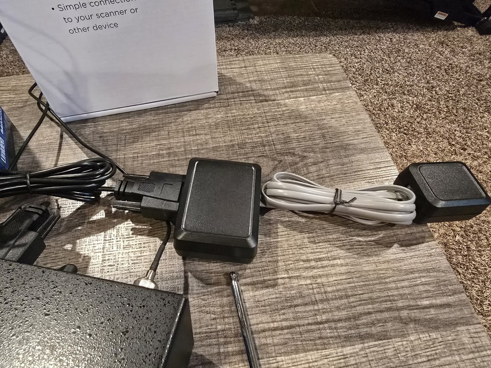 Uniden BearTracker BCT15X Scanner TrunkTracker III with 9000 Channels ...
