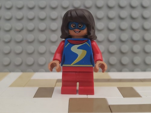 LEGO Ms. Marvel Minifigure - 10784 Spider-Man Webquarters Hangout ...