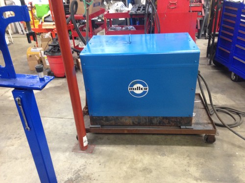 an Miller 098205 Paint Spray Can Enamel Blue Miller 12 Oz Can for sale ...