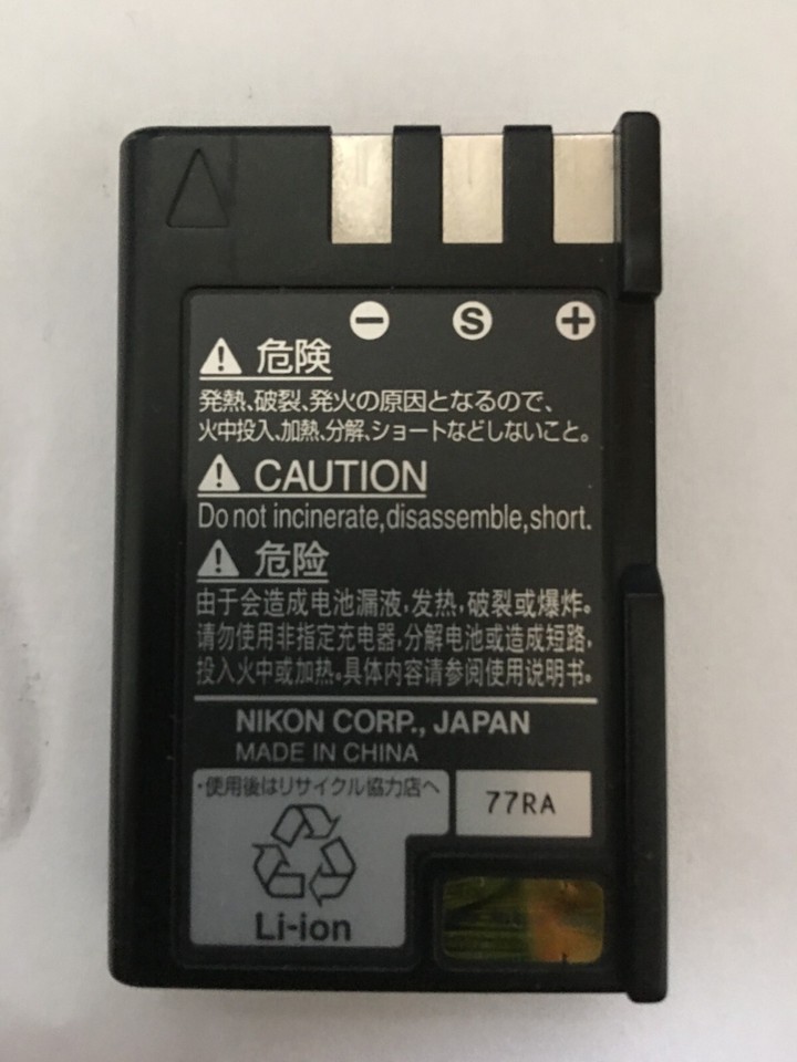 Genuine Nikon EN-EL9 Battery for D40, D40x, D60, D3000, D5000 Digital ...