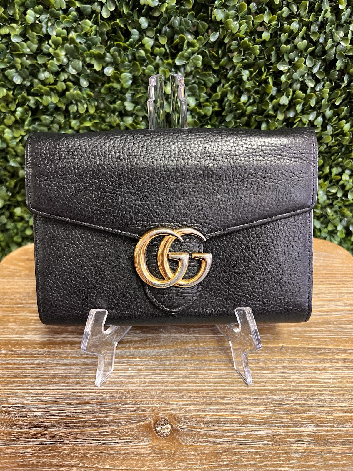 Authentic Gucci GG Logo Marmont Crossbody Black - Gem