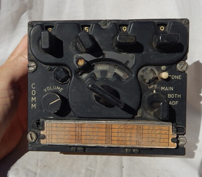 USN USMC USAF US Army Pilot's UHF Radio Control Panel Type C-1057A/ARC ...