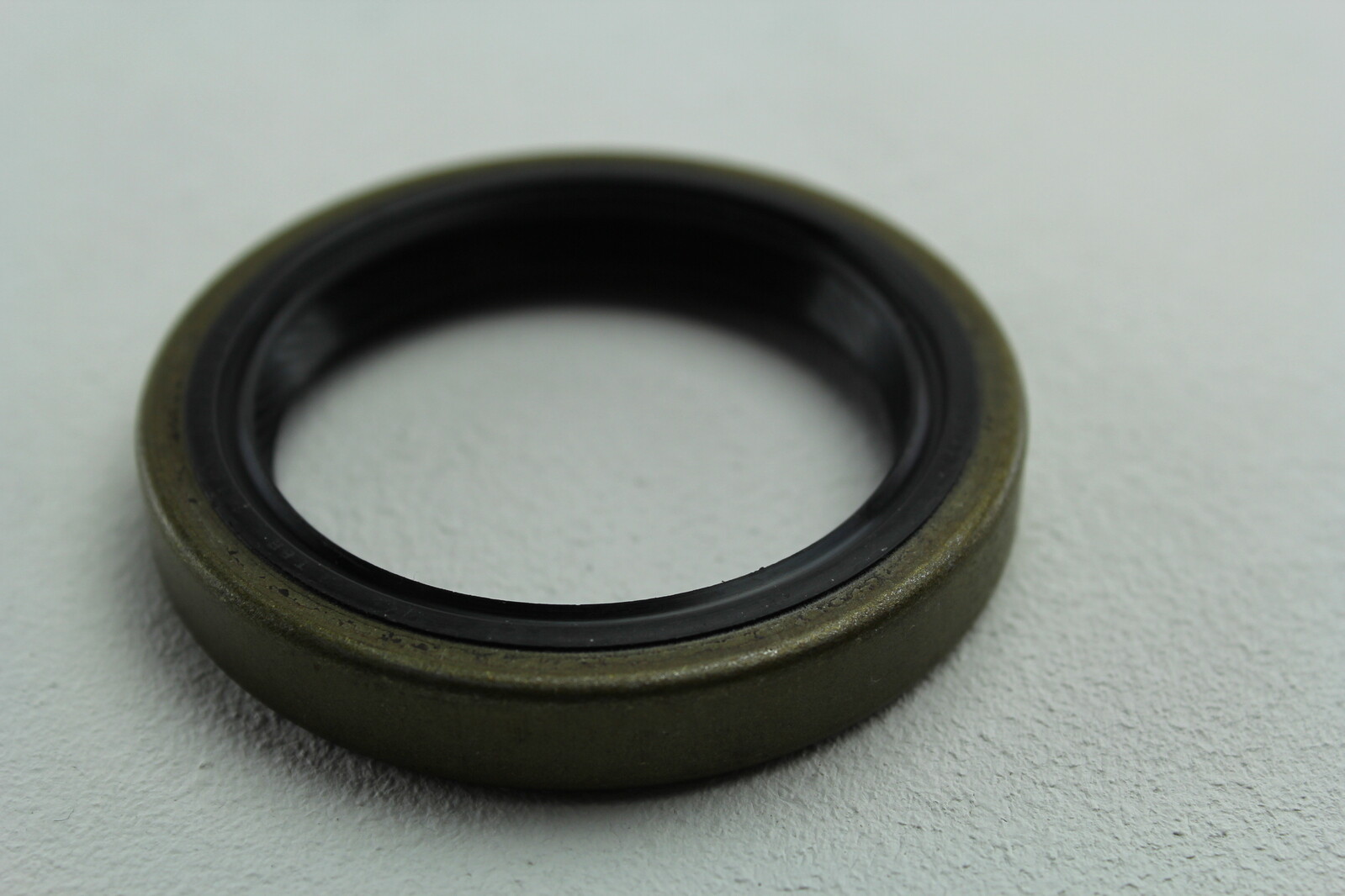 Timing Cover Oil Seal for Ford Falcon EA EB ED EF EL AU BA BF FG 4.0l ...