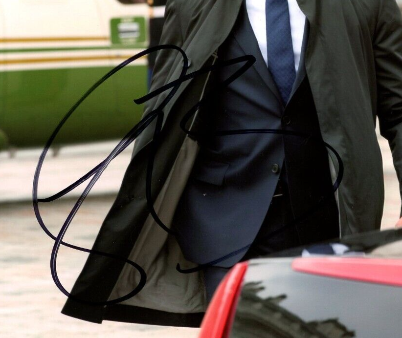 Autographed 8x10 Photo Actor Gerard Butler | eBay