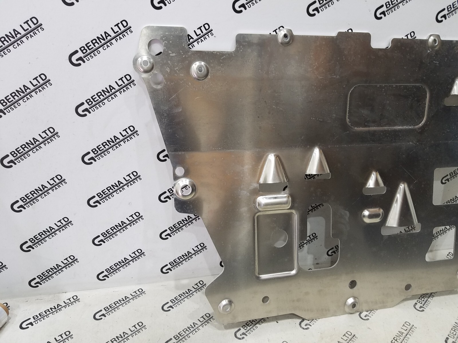 GENUINE VOLVO XC90 MK2 2015-2022 FRONT ENGINE PROTECTION PLATE 32289658 ...