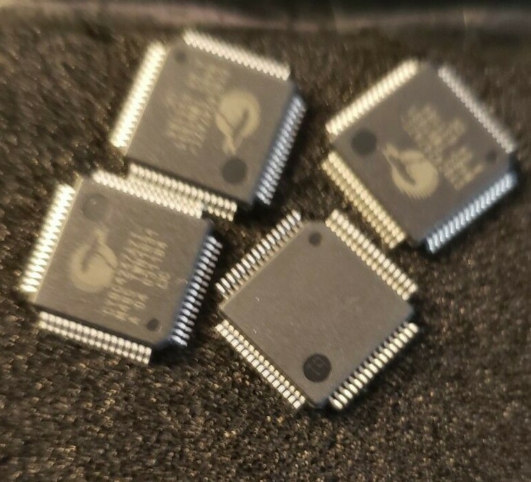 CY8C4247AZI-M485 (lot of 2) IC MCU 32BIT 128KB FLASH 64TQFP (C2B1) | eBay
