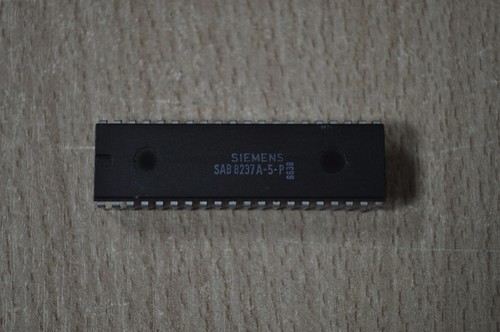 SIEMENS SAB 8237A-5-P 8638 DMA Controller from Bulgarian Pravetz 8 ...
