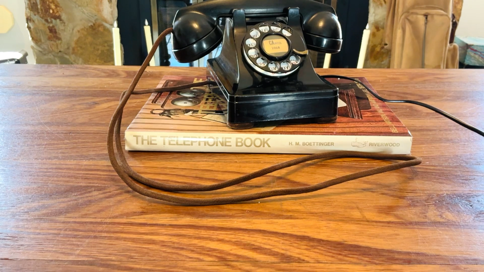 Vintage Western Electric 302 WORKING Telephone 1940 Metal Bakelite ...