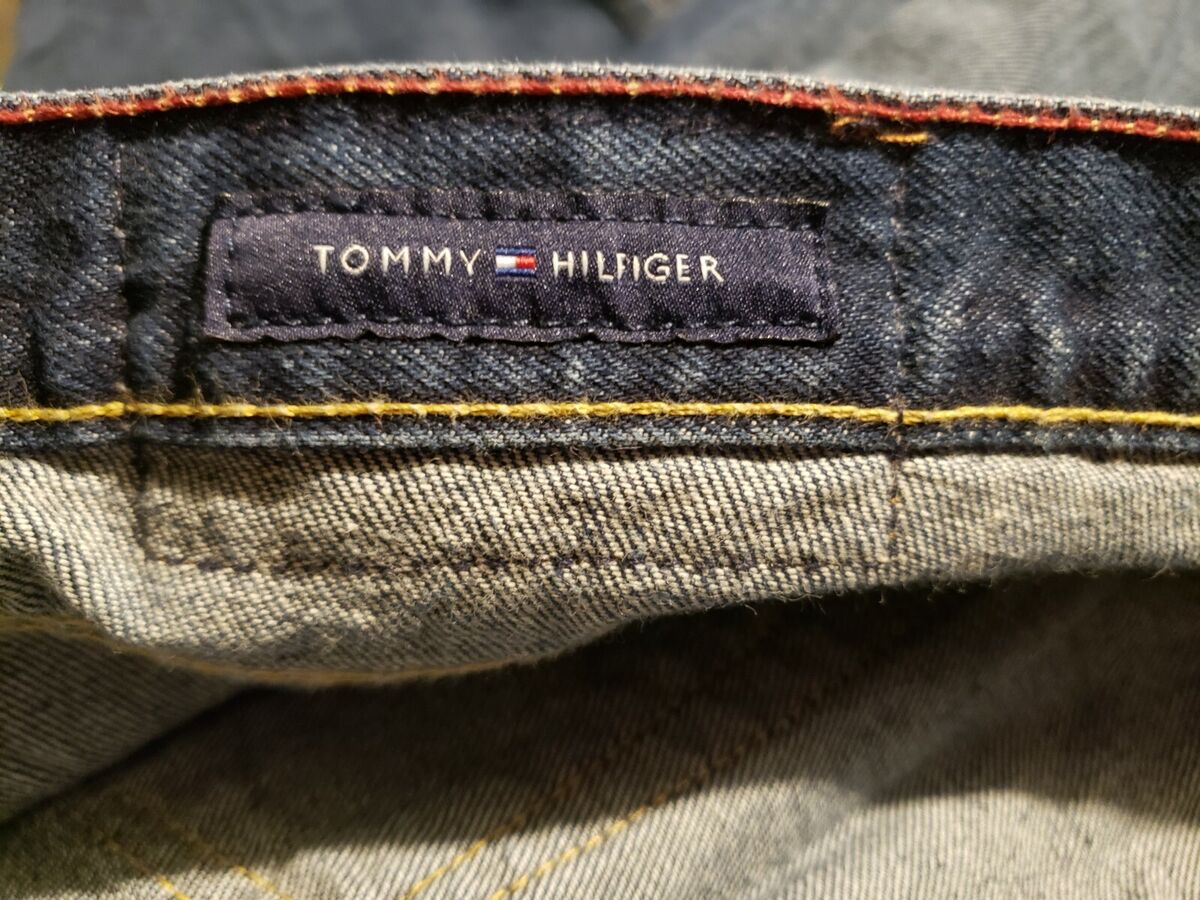 Tommy Hilfiger W36/L32 Men's Straight Leg Jeans - Med Rinse Tommy Hilfiger W36/L32 Men's Straight Leg Jeans - Med Rinse