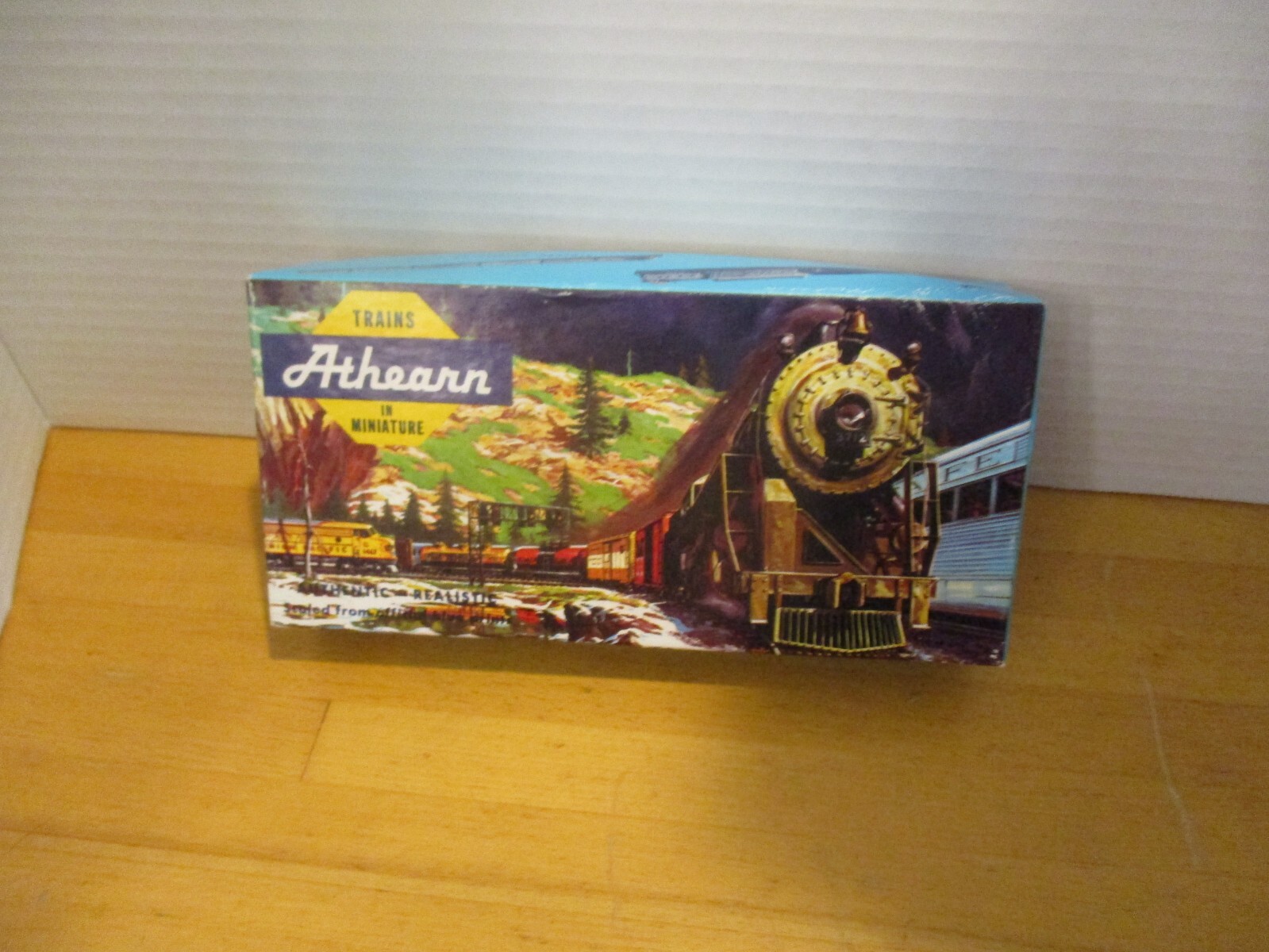 ATHEARN F7A NON-POWERED MILWAUKEE ROAD RD # 2376 | eBay