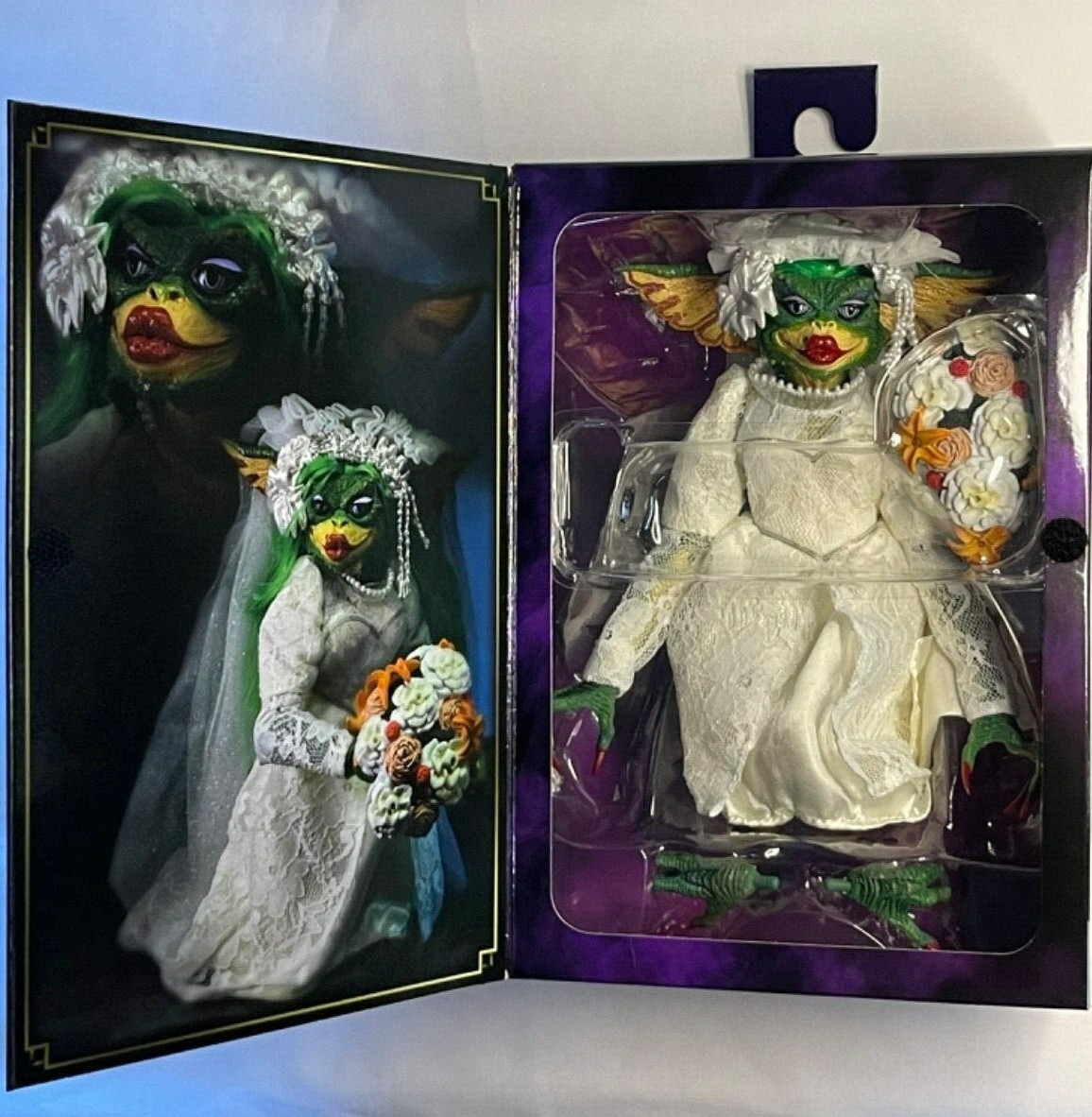 SDCC 2022 NECA GREMLINS 2 ULTIMATE WEDDING GRETA 7" SCALE ACTION FIGURE ...
