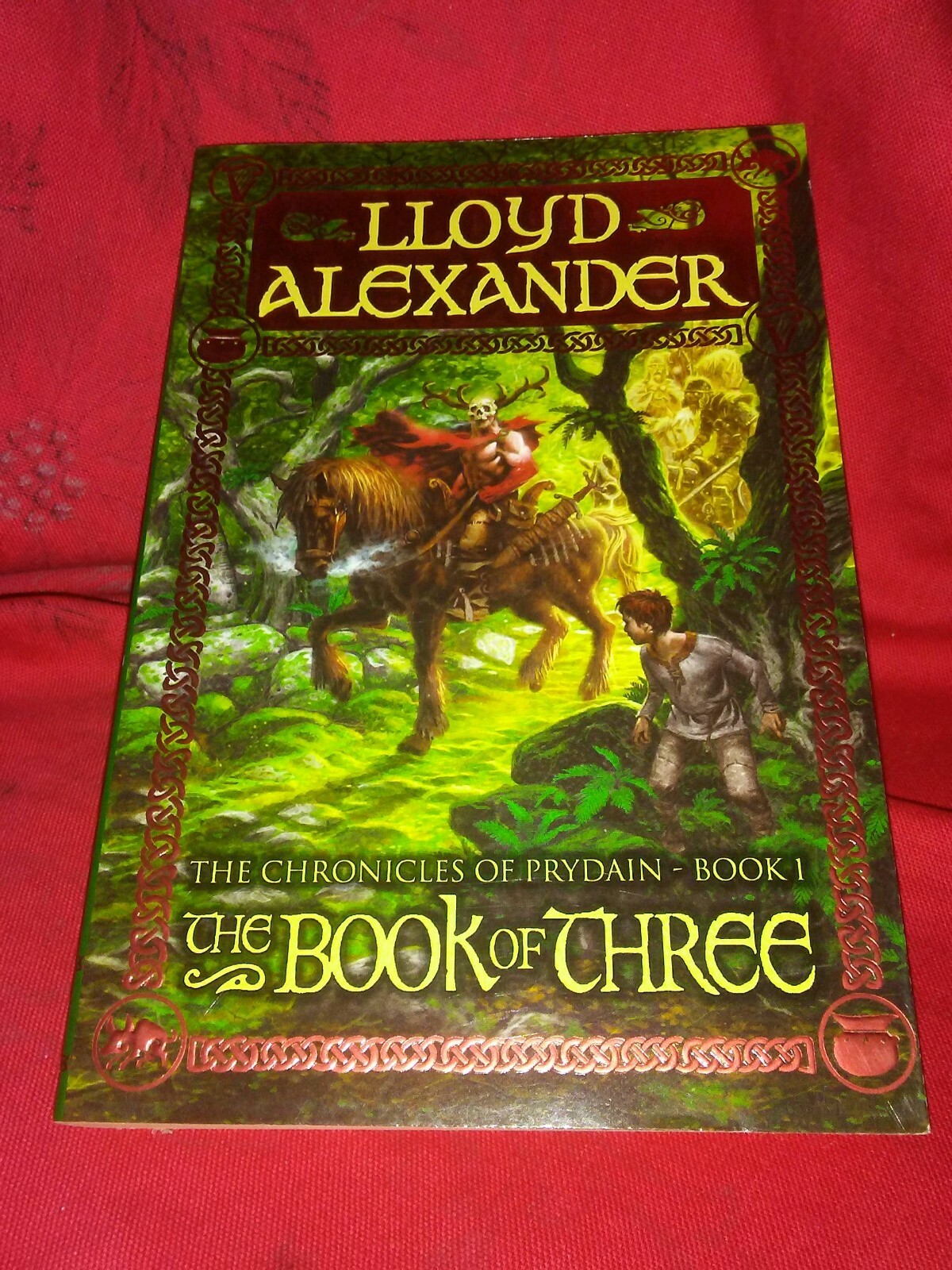 Chronicles of Prydain-Book 1: Book of Three-Lloyd Alexander-2011 Pb Ed ...