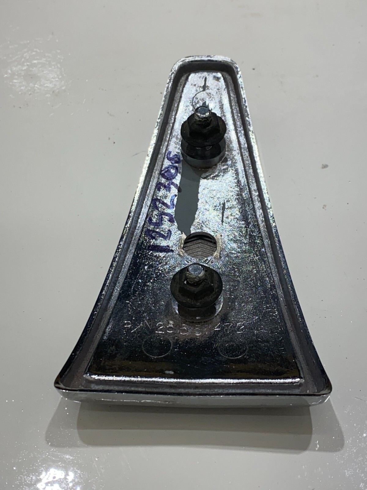 92 93 NOS Pontiac Bonneville Grill Emblem Front Grille Molding Trim ...