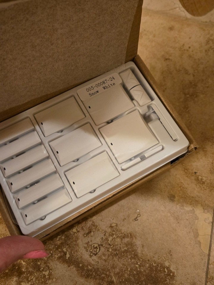 Control4 C4-KD120-C-WH KD120 Contemporary Adaptive Phase Keypad Dimmer ...