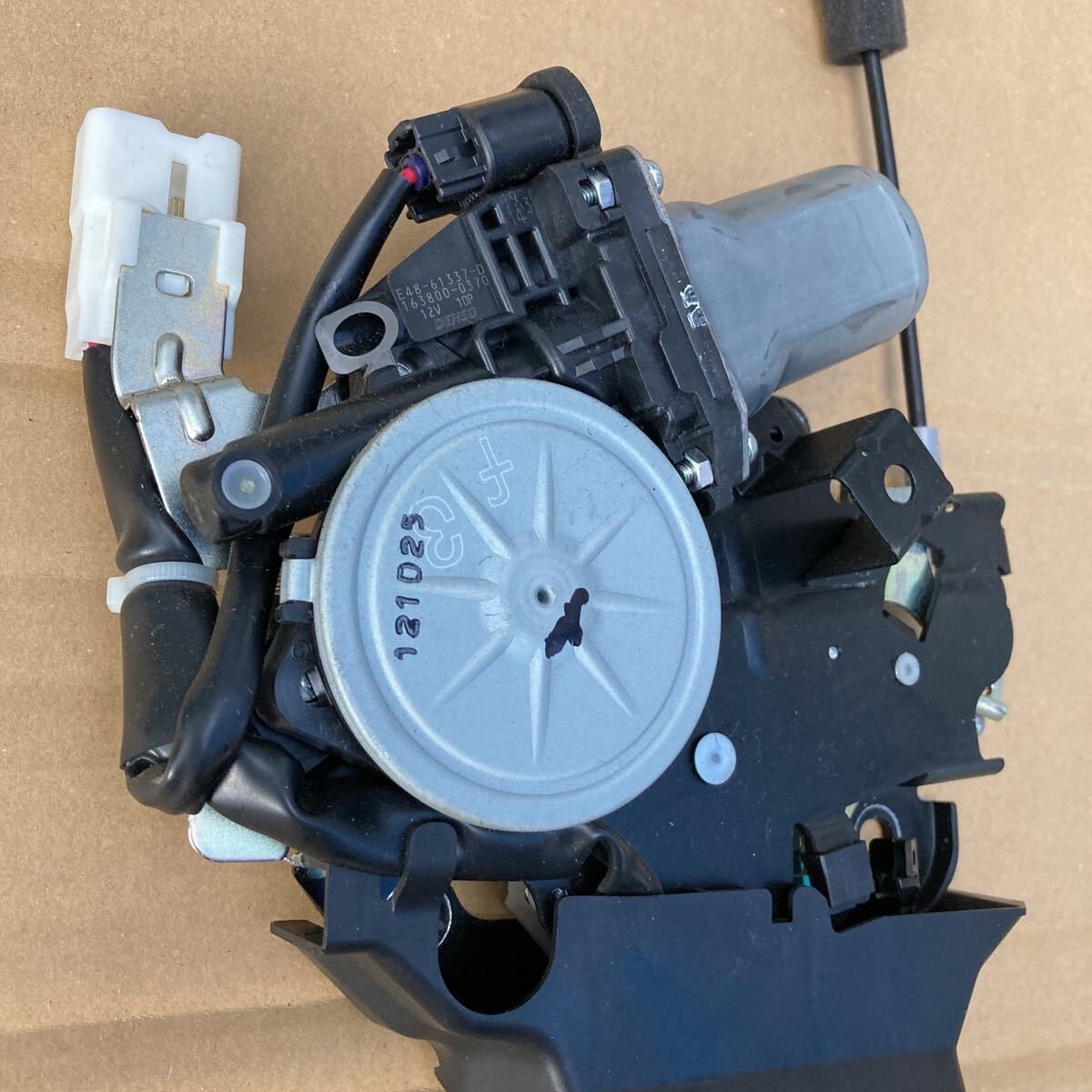 Toyota Genuine Lexus 64650-50050 Trunk Lock Actuator Latch 2007-2012 ...