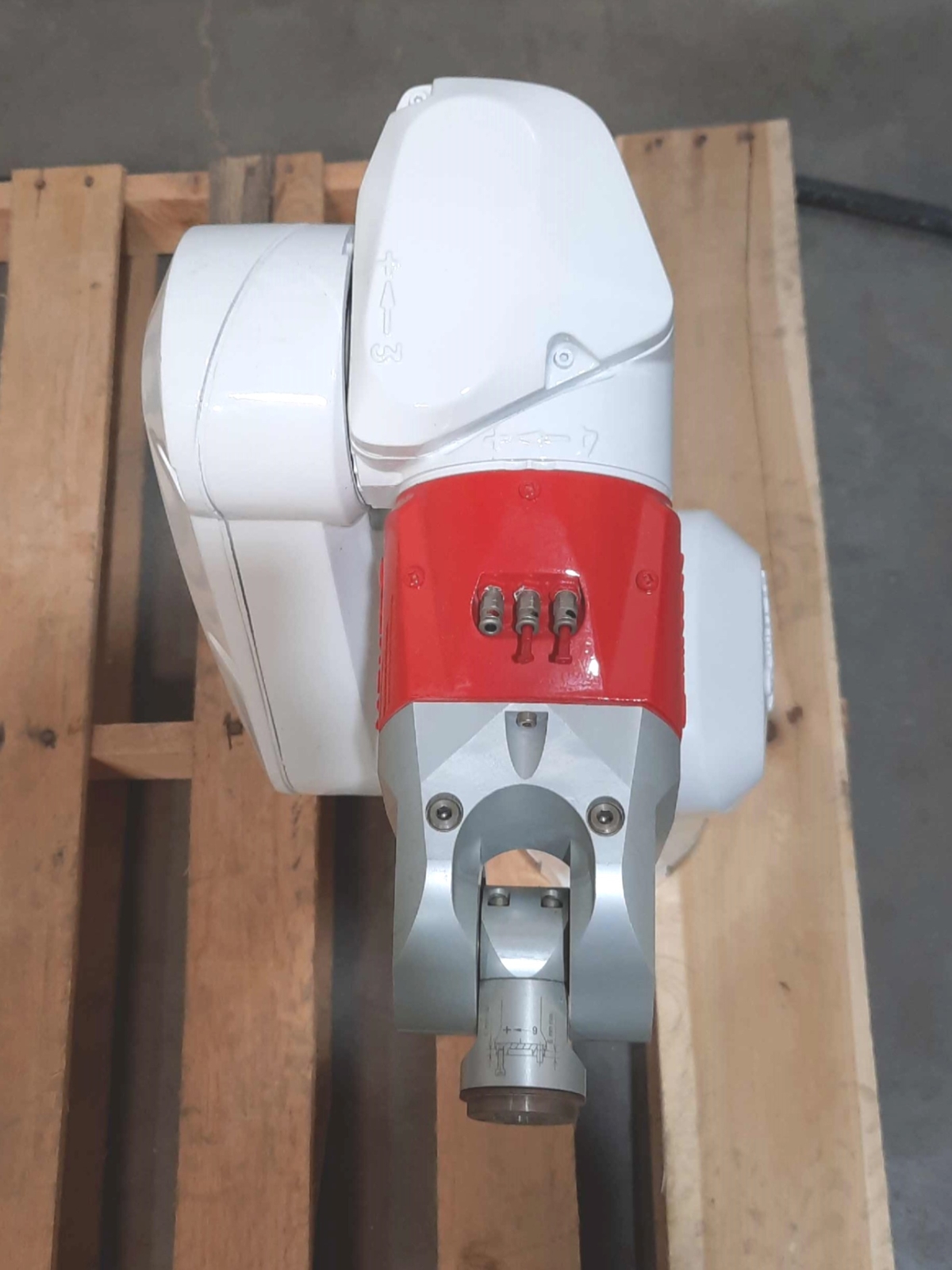 Staubli CS8C-TX40 Six Axis Robot System, 2.2kg Load, 515mm Reach ...