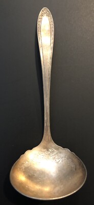 Vintage Oneida Silver Plate Community - BRIDAL WREATH Par Plate Gravy ...