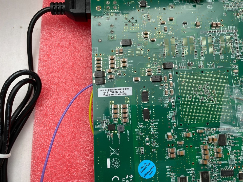 Xilinx Zynq Ultrascale + MPSoc ZCU104 Evaluation Kit HW-ZT-ZCU104 REV 1 ...