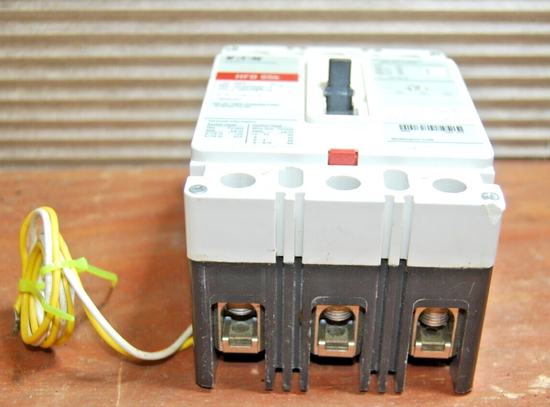 Eaton HFD3125 Breaker 125A 600V 3P with Shunt Trip SNT1RP08K & feed ...
