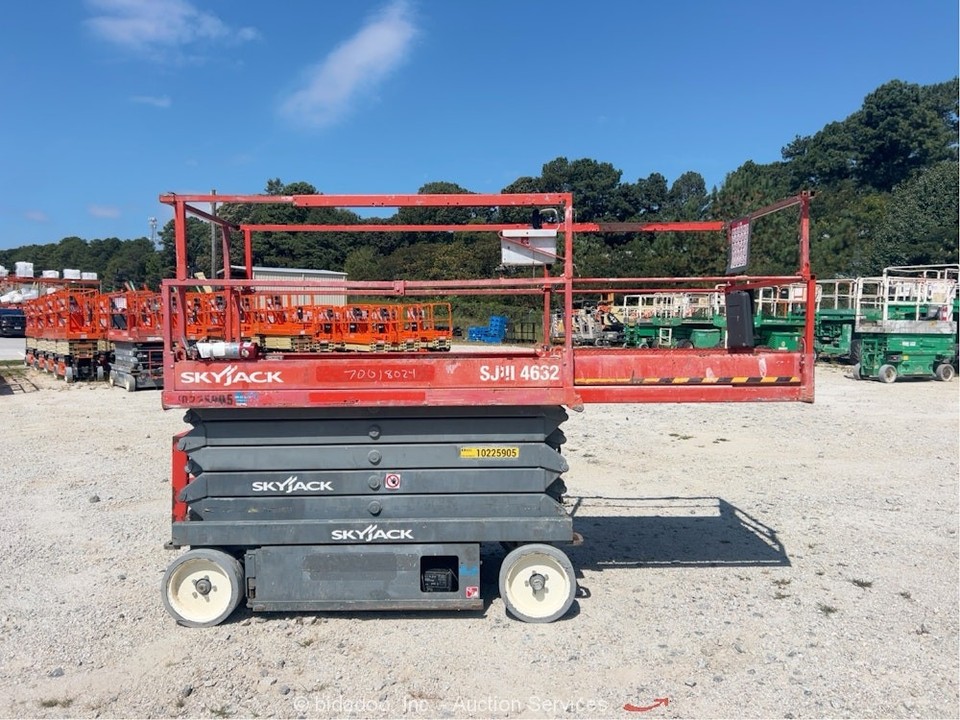 2014 Skyjack SJIII 4632 32' Electric Scissor Lift Man Aerial Platform ...