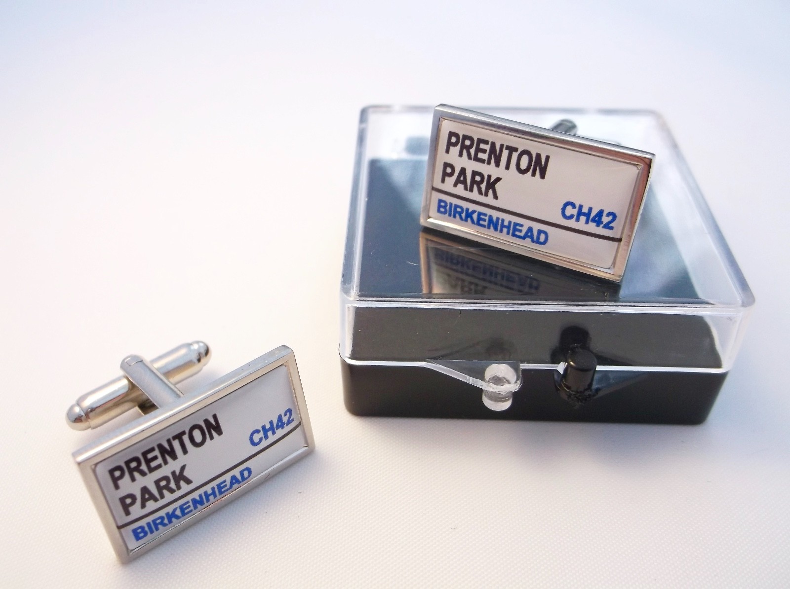 TRANMERE ROVERS STADIUM ROAD BADGE STREET SIGN MENS CUFFLINKS GIFT | eBay