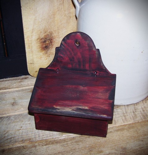 Primitive Salt Box with Hinged Lid Primitive Barn Red Dark Finish ...