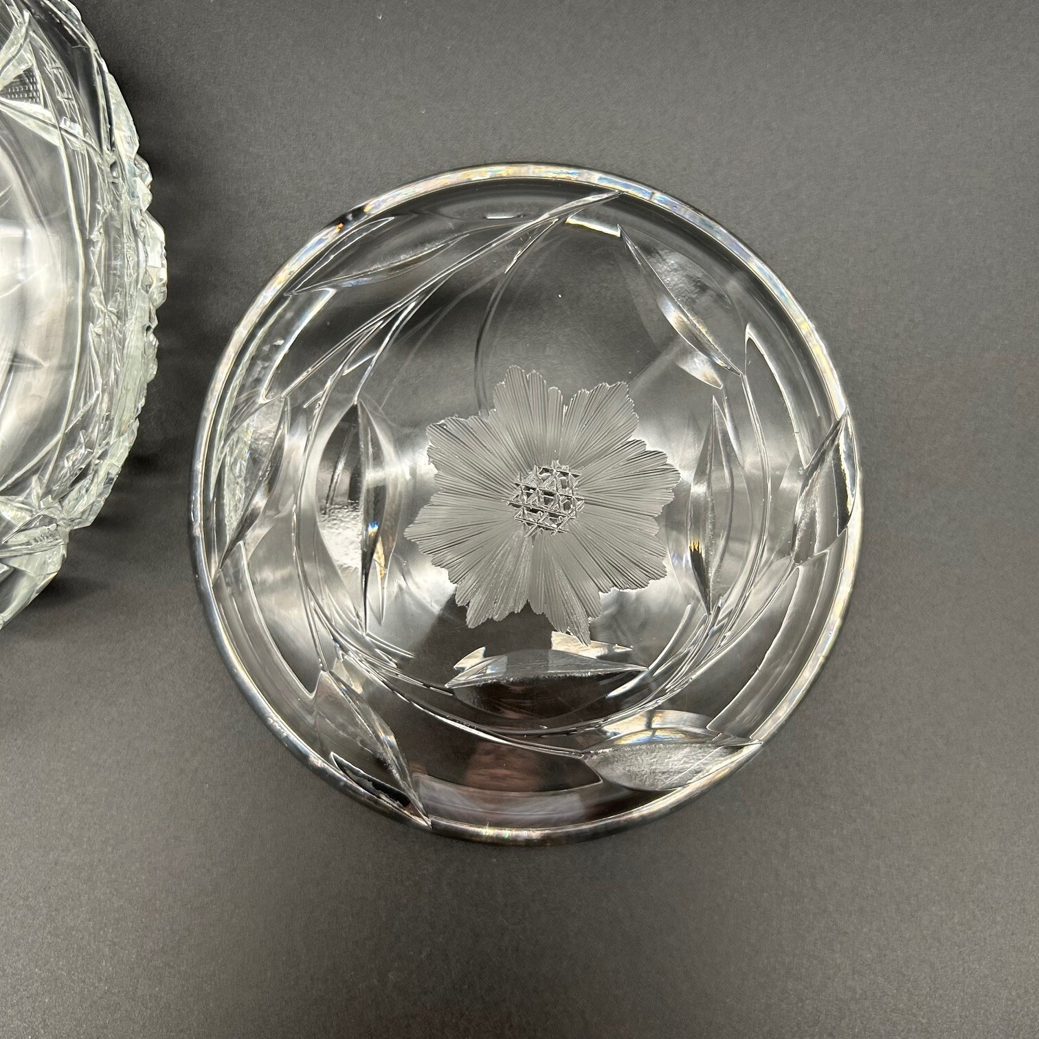 American Brilliant Cut Glass Vanity Puff Jar with Lid Wheel Flowers ...