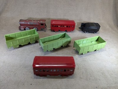 Girard Model Locomotive Tender Gondola Passenger Car Metal Pull Train ...