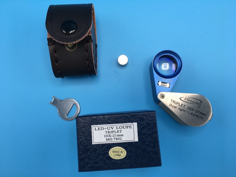 Triplet 10x, 21mm Optical Loupe (LED + UV) by Igaging 36-LUV10 Black ...
