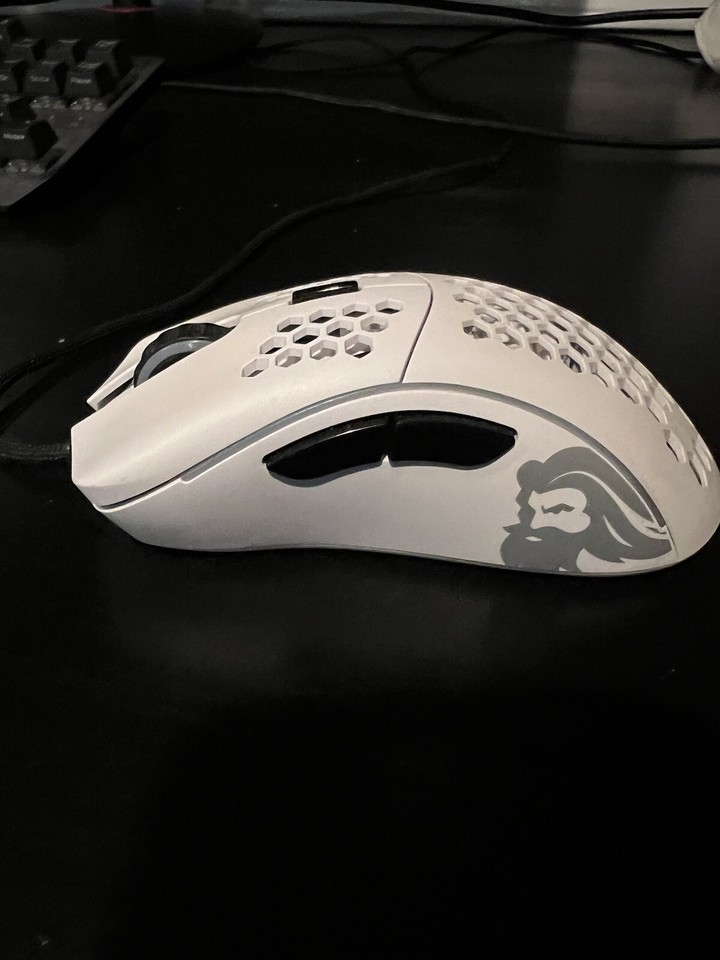Glorious Model D Wired RGB Gaming Mouse - Matte White 850005352204| eBay