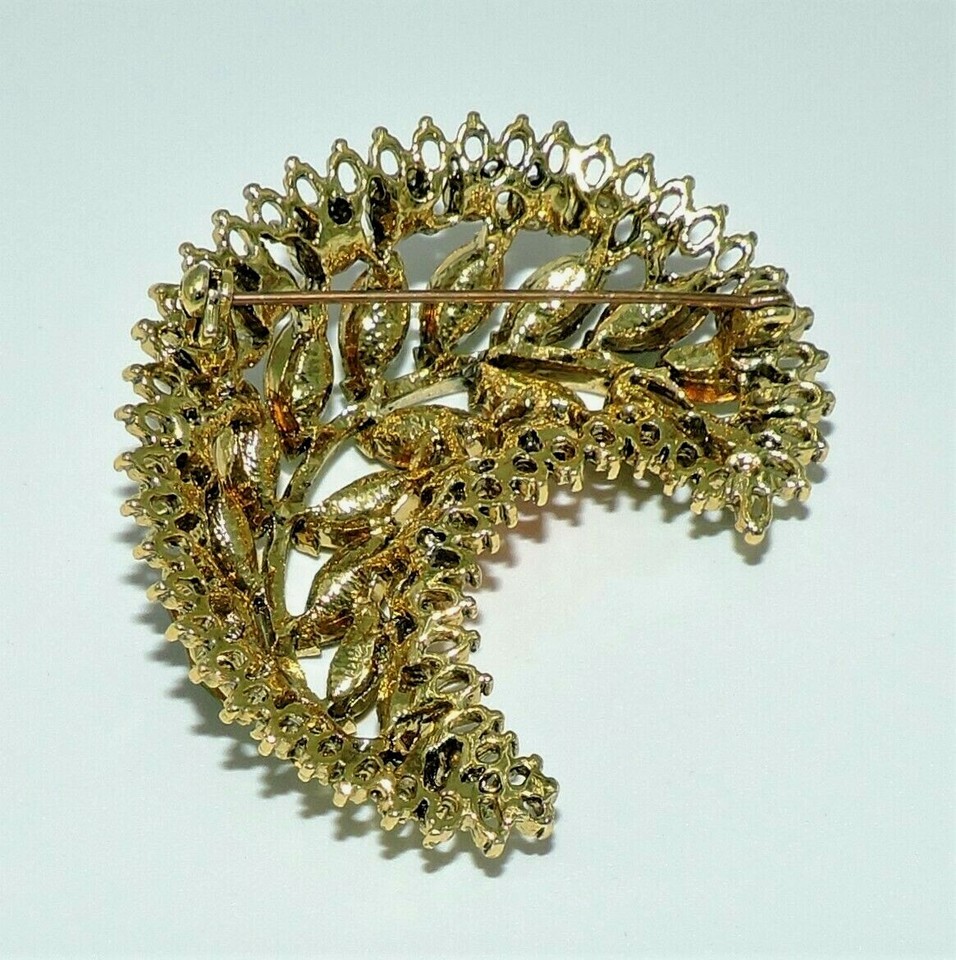 3363~ Well Made Vintage Goldtone Red Green Tan Rhinestone Brooch Pin ...