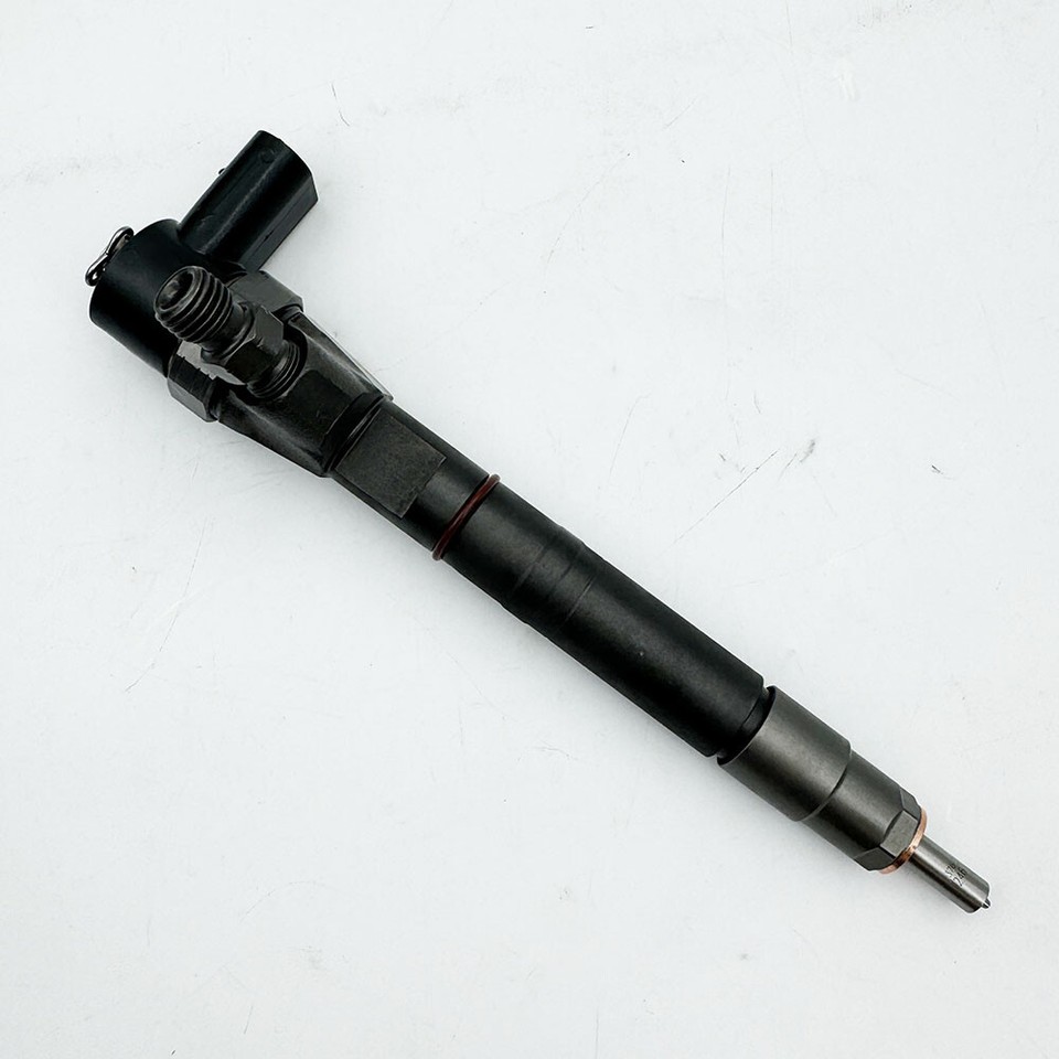 1x Diesel Fuel Injector 6470700087 For Mercedes Dodge Sprinter OM647 2 ...